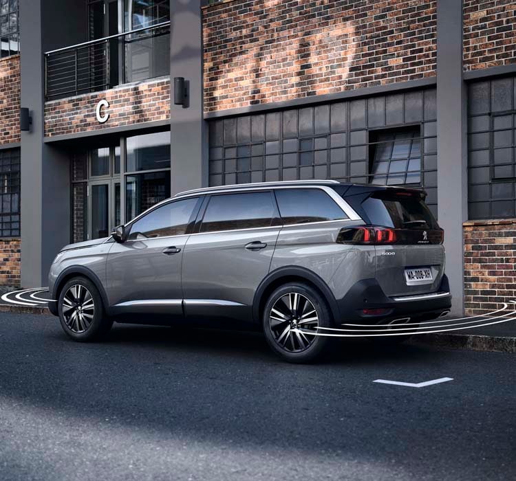 Peugeot 5008 | El SUV modular de 7 plazas de Peugeot