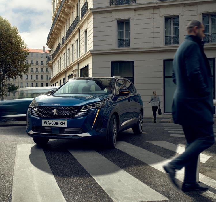 Peugeot 5008 | El SUV modular de 7 plazas de Peugeot